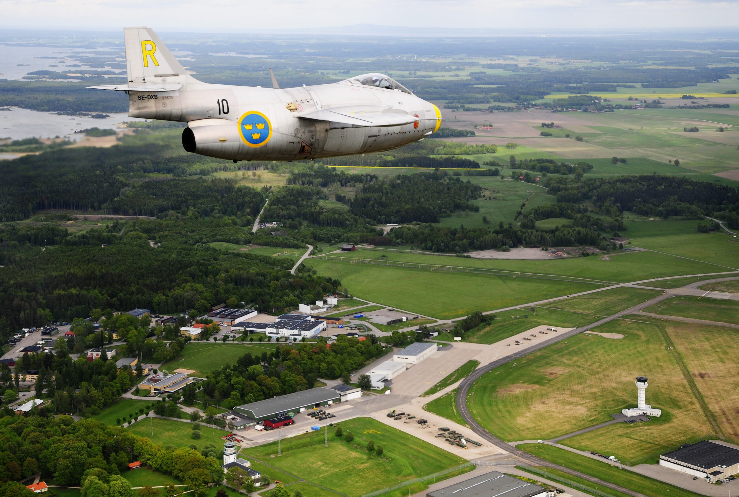 J29 TUNNAN – Swedish Airforce Historic Flight