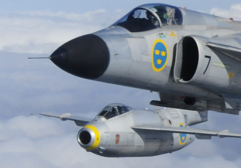 J29 TUNNAN – Swedish Airforce Historic Flight