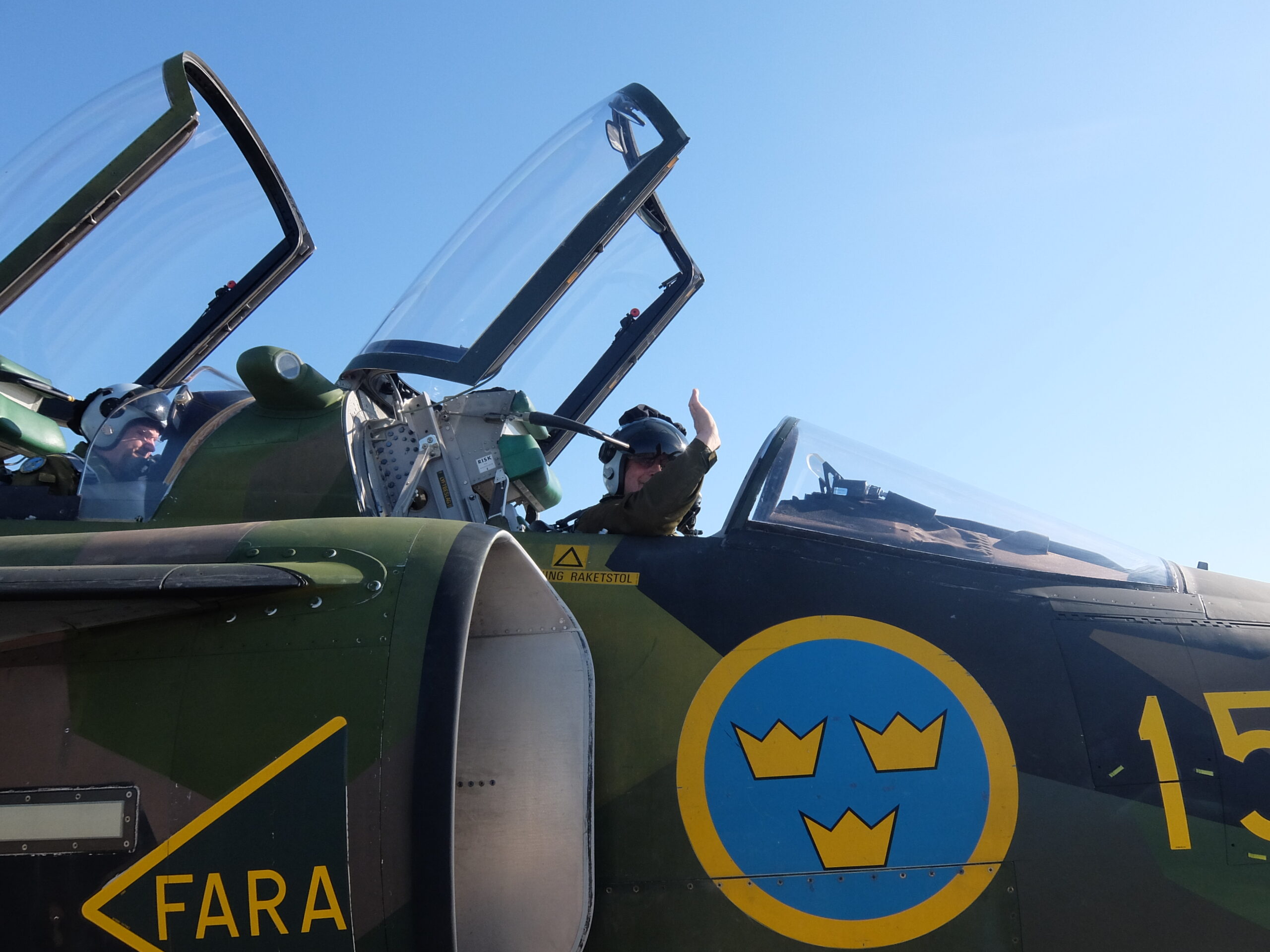 AJS 37 & SK 37 E Viggen – Swedish Airforce Historic Flight