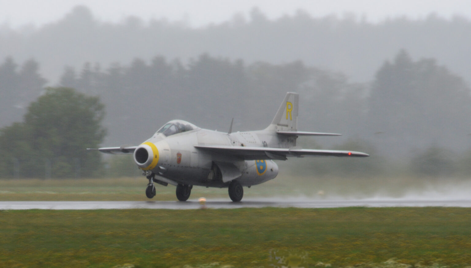 J29 TUNNAN – Swedish Airforce Historic Flight